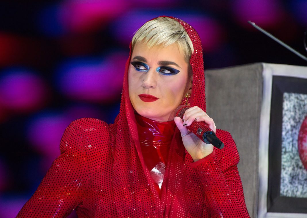 Katy Perry Spreads Christmas Cheer with “Cozy Little Christmas” Video