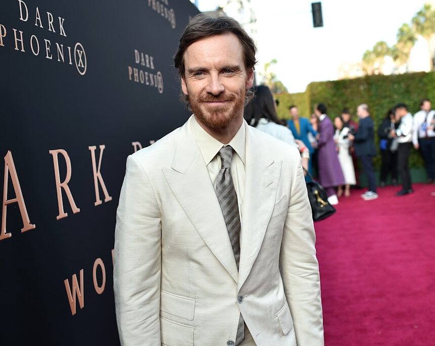 Michael Fassbender Stars in First Trailer for David Fincher's "The ...
